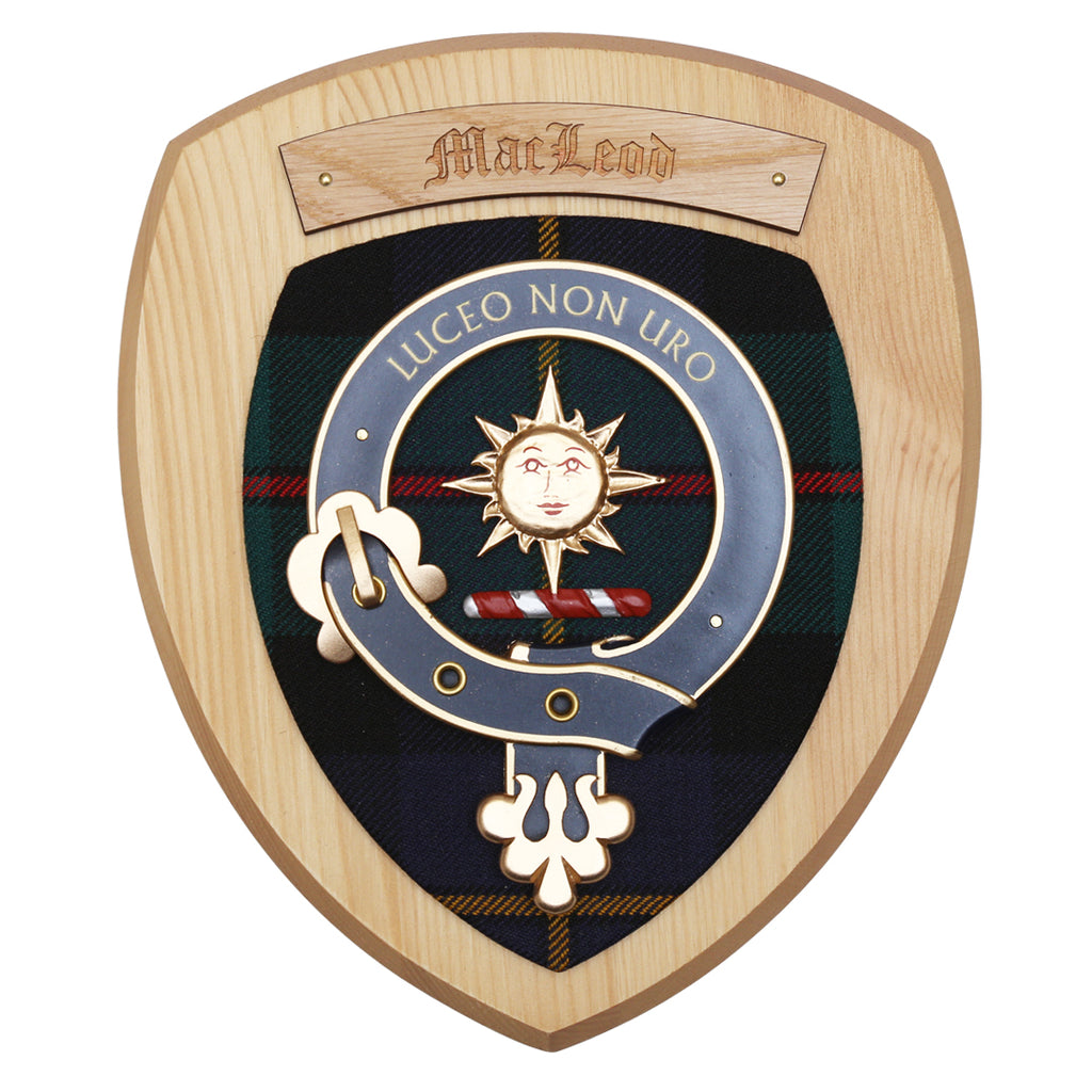 Clan Crest Wall Plaque - MacLeod of Harris – Tartantown Ltd.